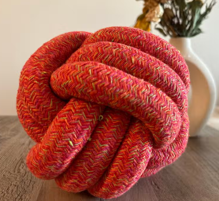 Knotty Pawz Sustainable Handmade Jumbo Rope Ball – MollyWagz Pet Boutique